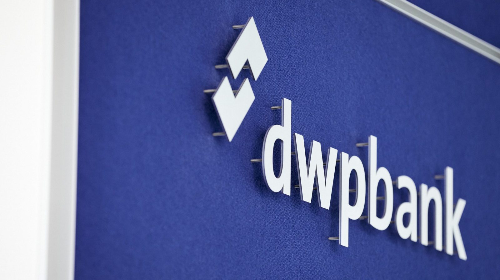 dwp-AR berät über Konsequenzen aus DKB-Abschied
